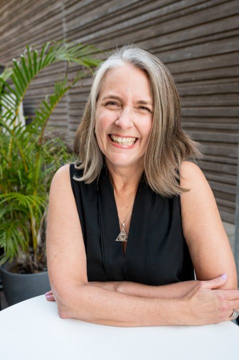 Contact Lisa | Lisa Higgins